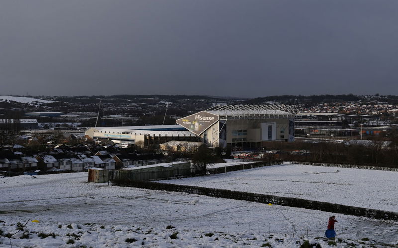 Report: Asking price revealed as Leeds United cast eye over left-back ...