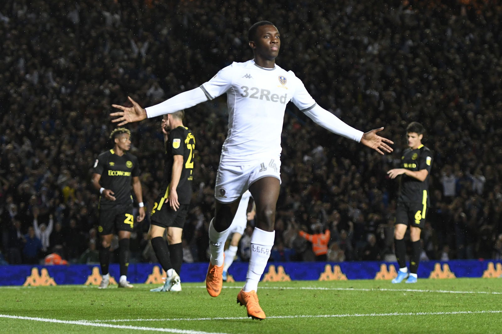 Quiz: Did these 15 former Leeds United players also play for Arsenal ...