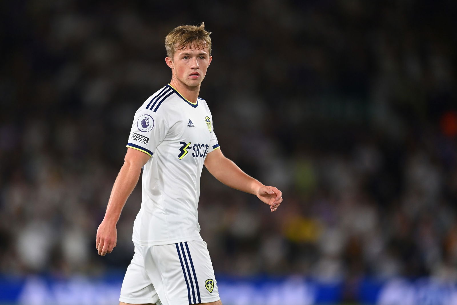 Leeds United man has six months to save ER career with looming transfer ...