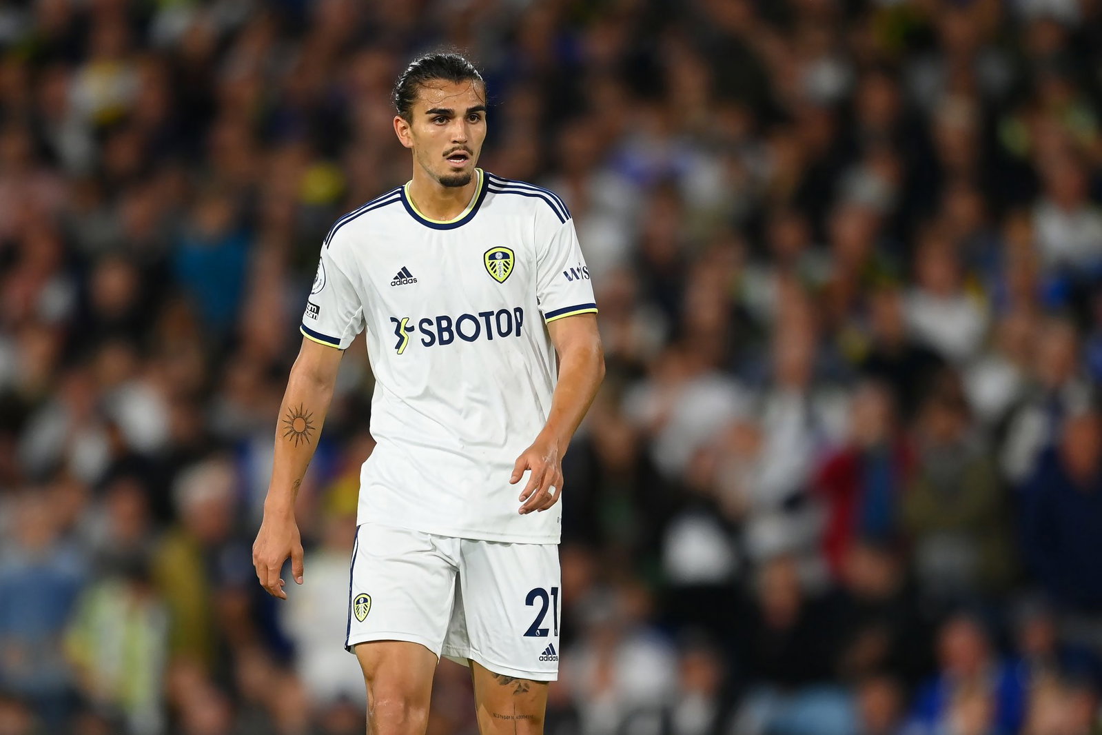 2 key pieces of Leeds United team news ahead of Fulham clash this ...