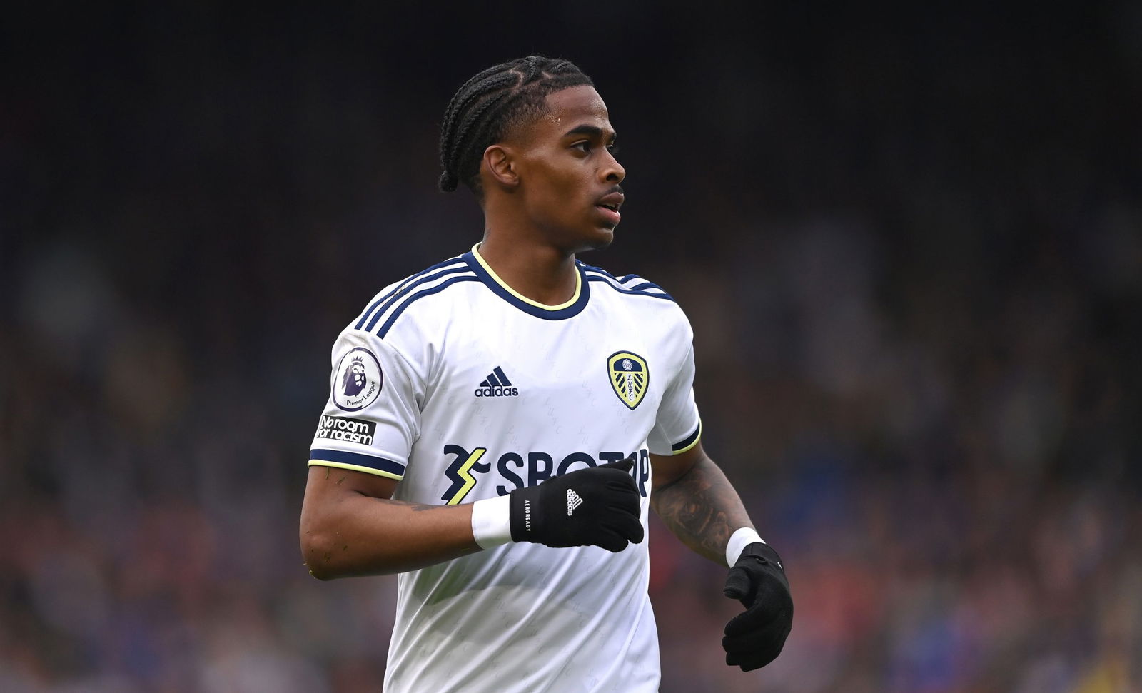 Leeds United duo share unified message to fans after winless run ...