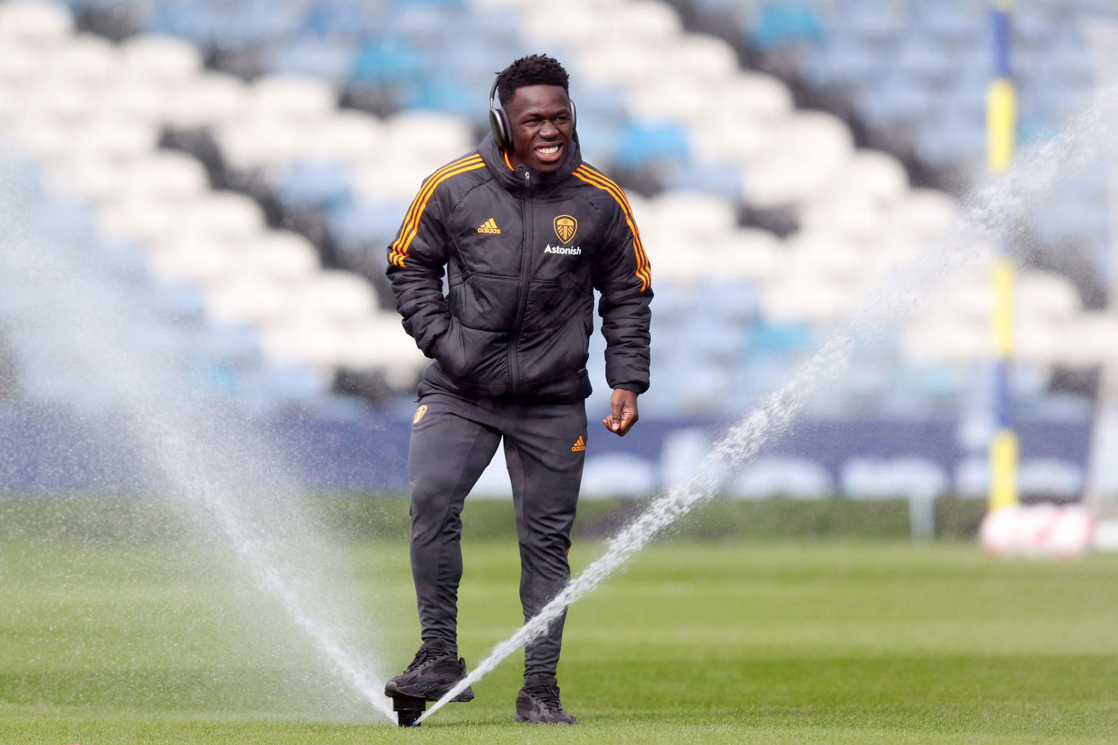 Transfer boost for Leeds United as exit-linked star remains open to ...