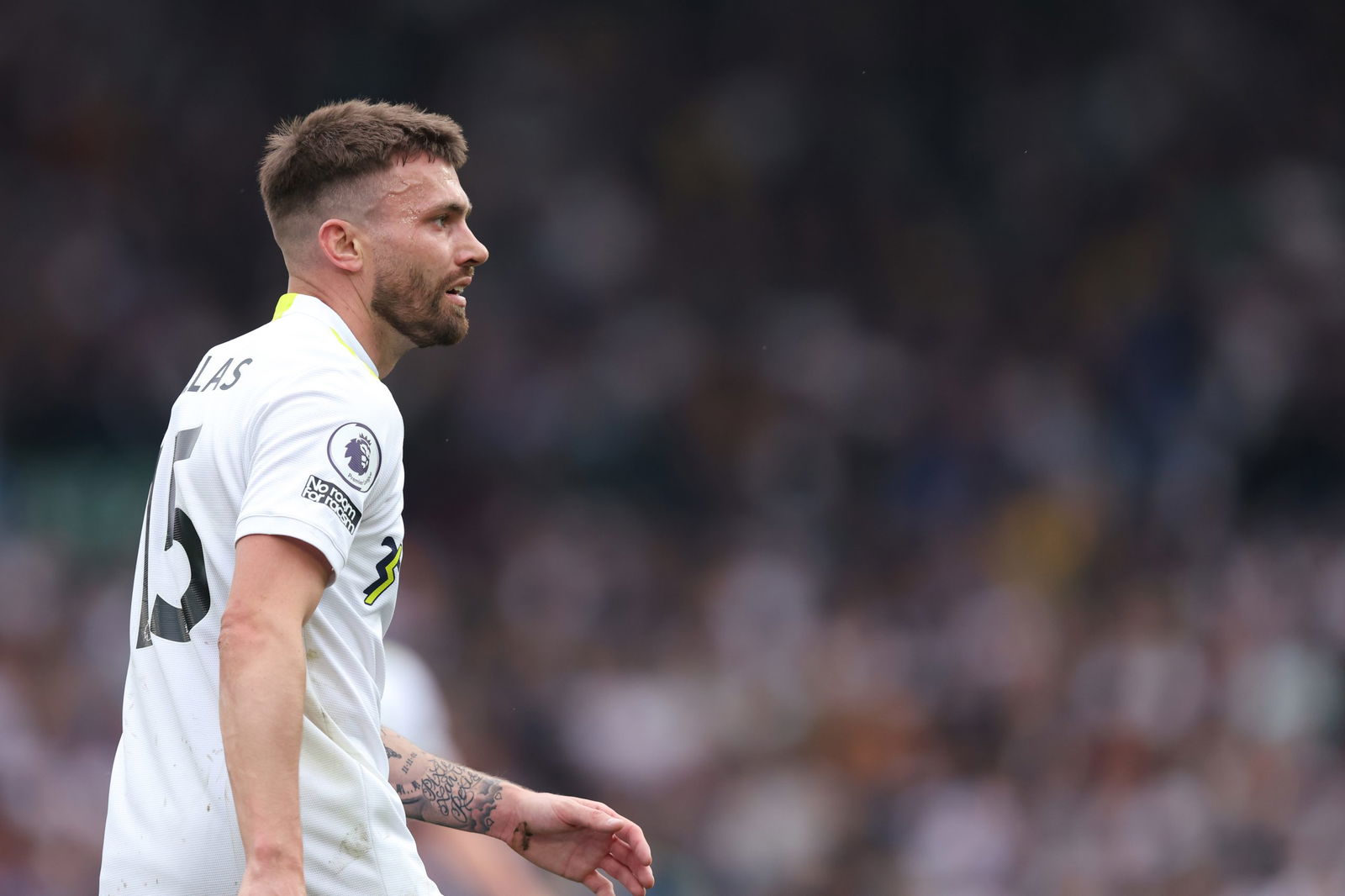 “Unbelievable” - Stuart Dallas makes subtle Radrizzani dig on Leeds ...