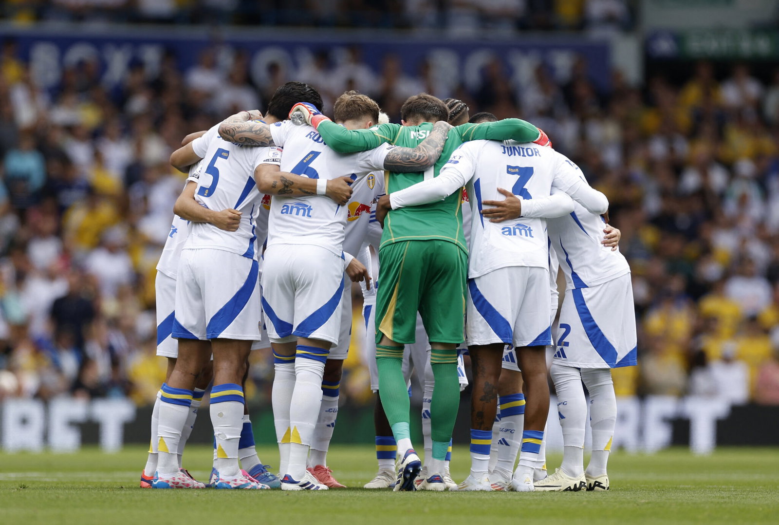 Leeds United have ideal transfer solution for headache position waiting ...