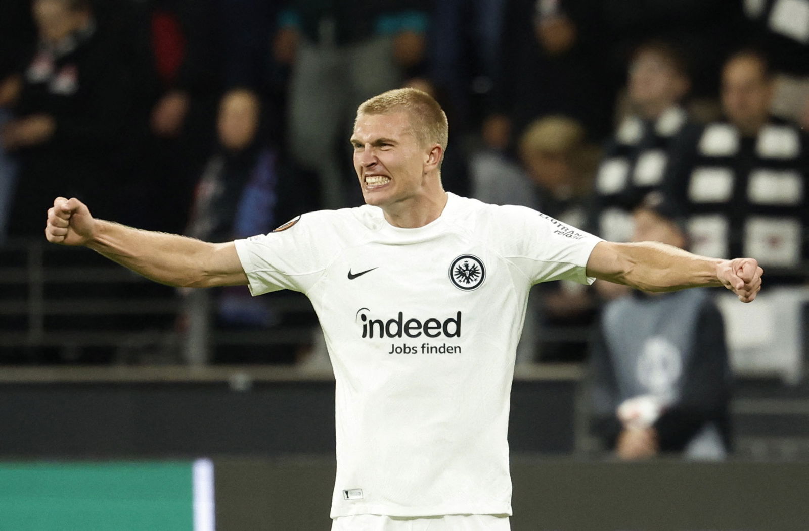 Leeds United have extra £21m pressure on promotion race after new ...