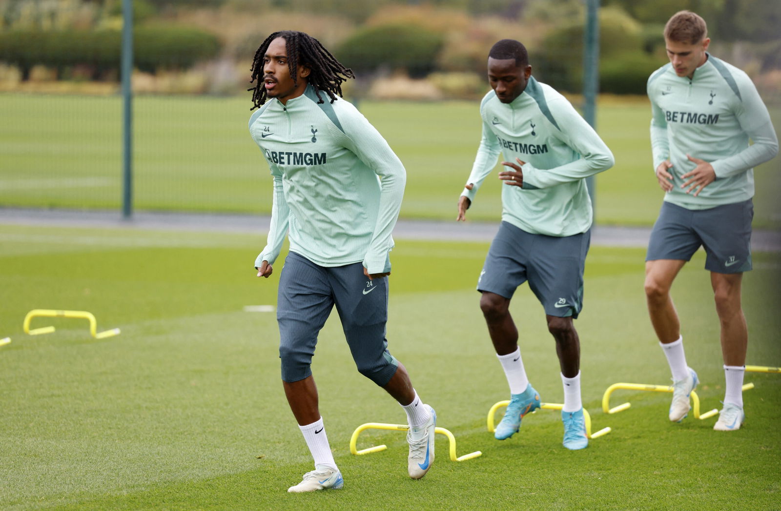 Leeds United flop Djed Spence signs new Spurs deal