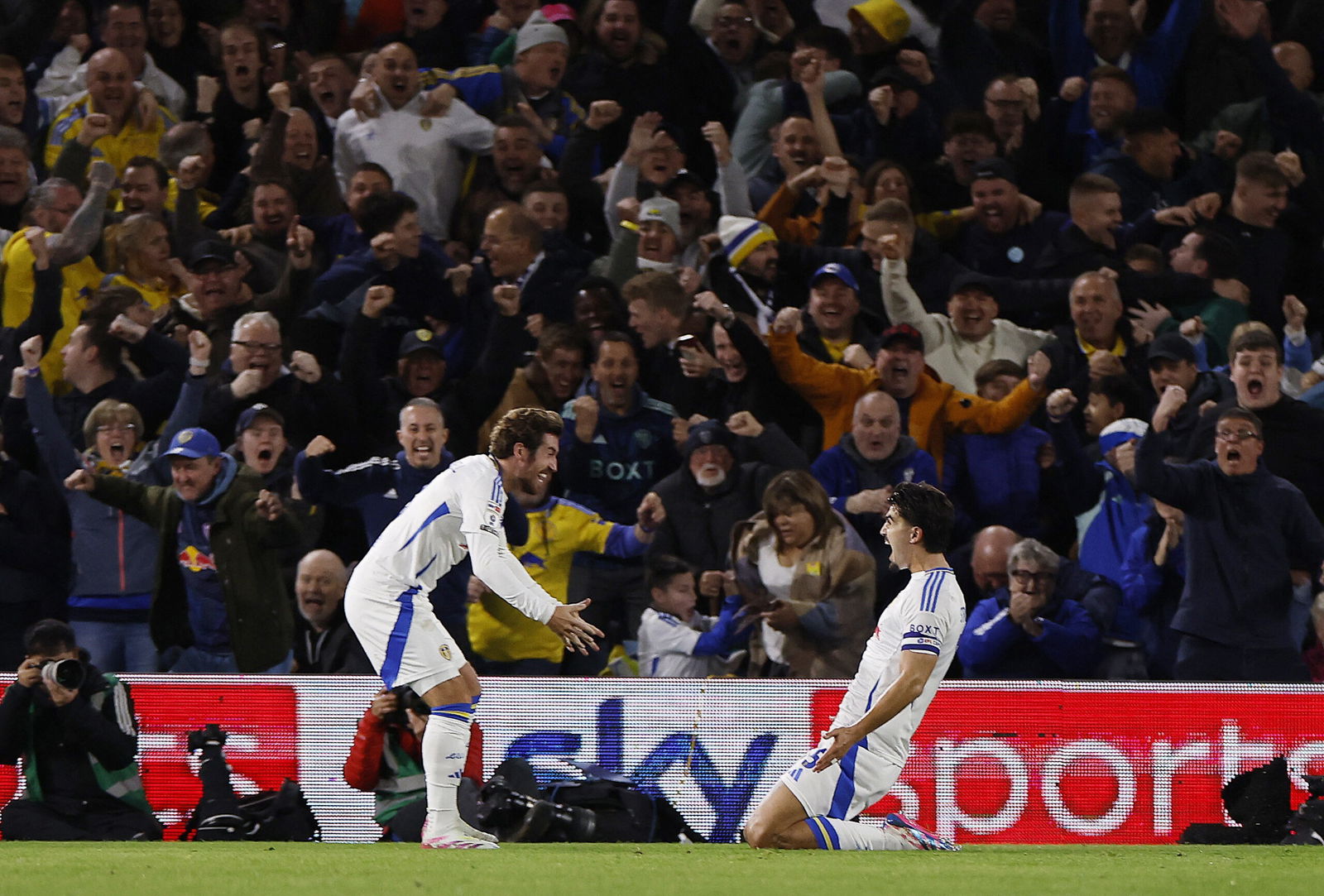 Spotted: Ao Tanaka's hilarious reaction to Leeds United banishing woeful record v Sheffield ...