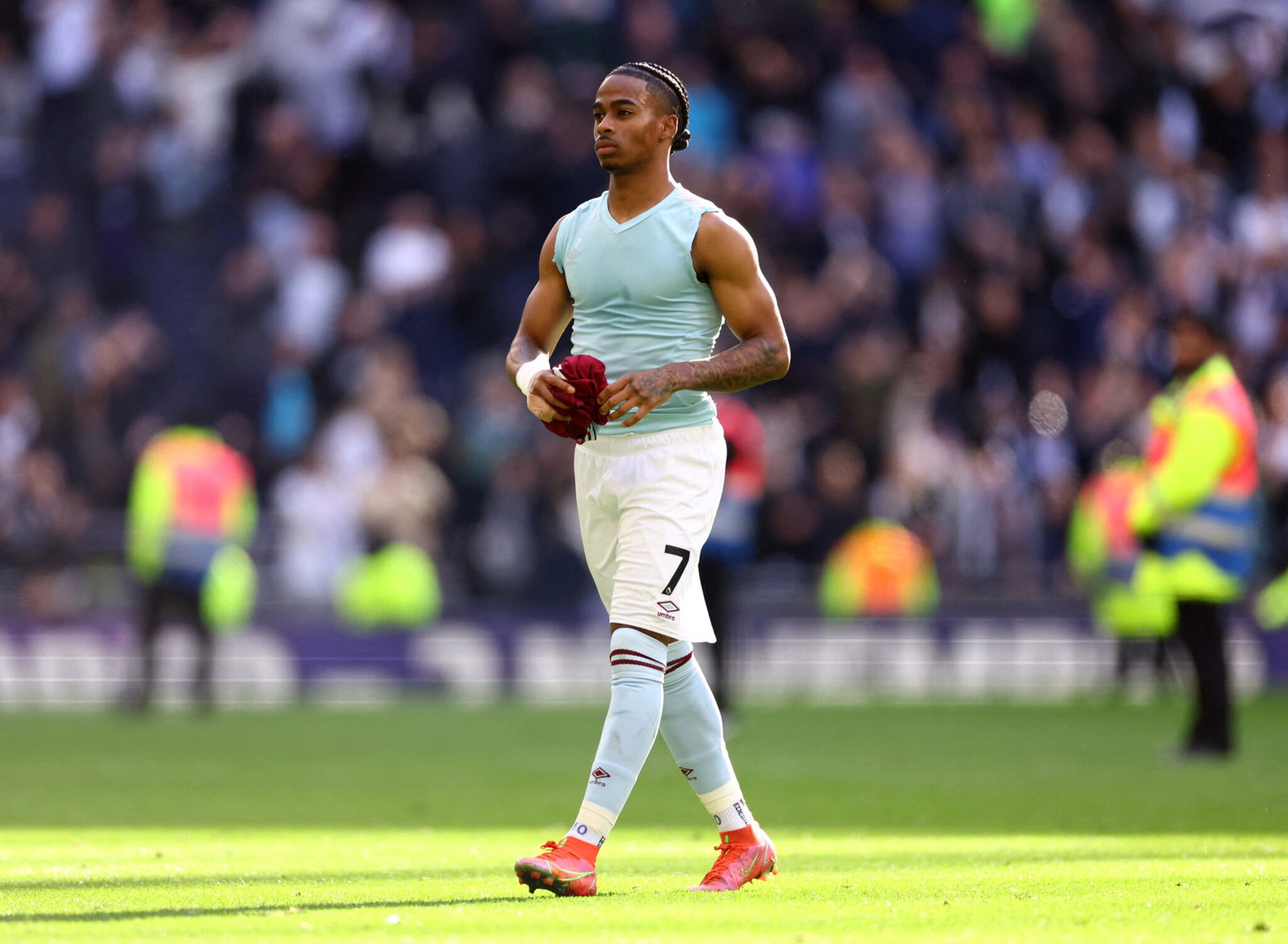 View: Summerville unhappy at West Ham role post-Leeds