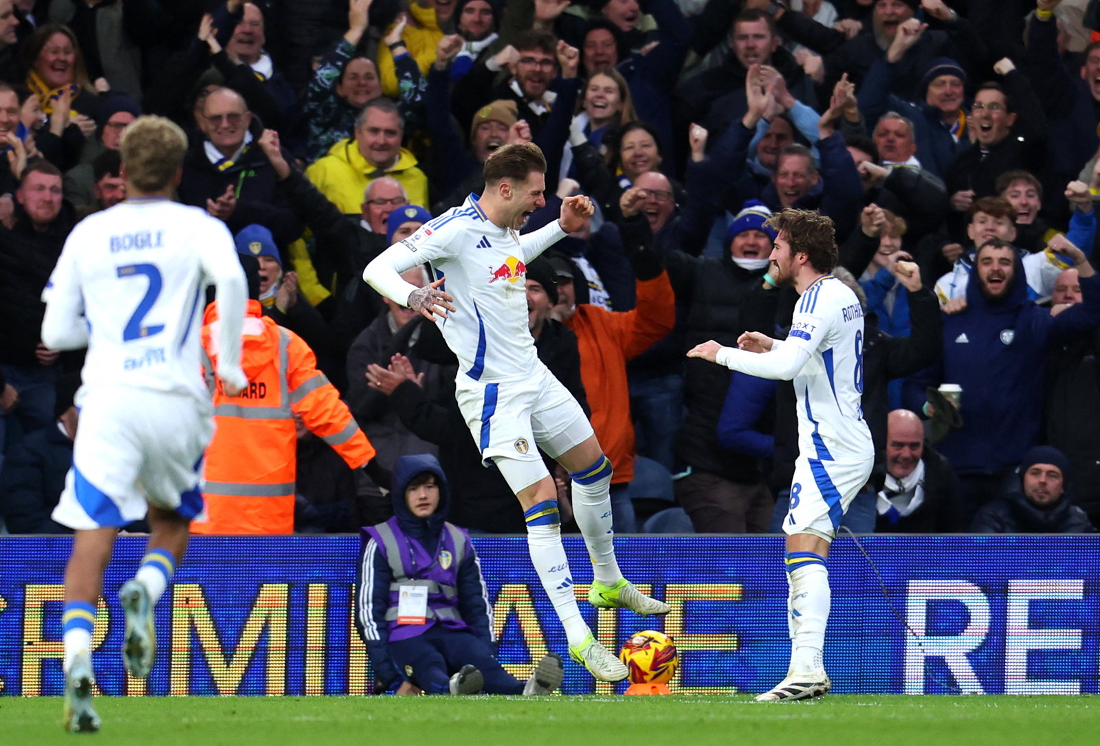 3 key passes, 94% success: It's about time this Leeds United ace got ...