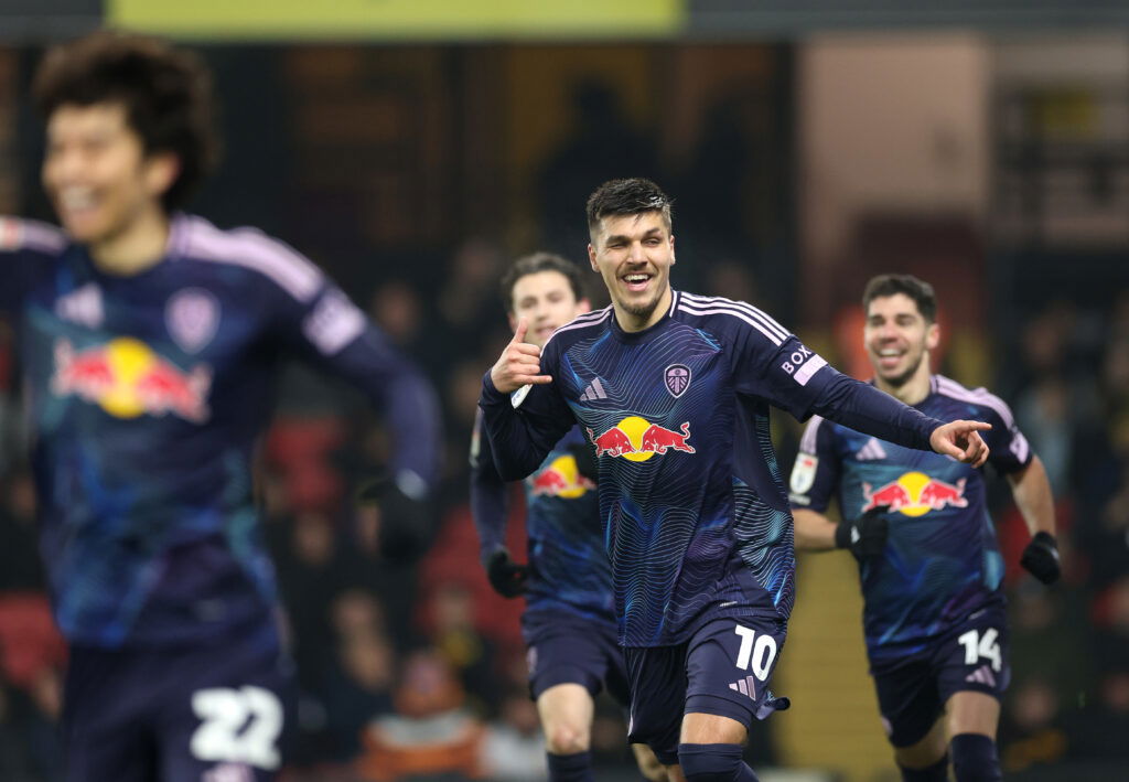 "Fantastic" - Sky Sports commentator left gushing over Leeds United ...