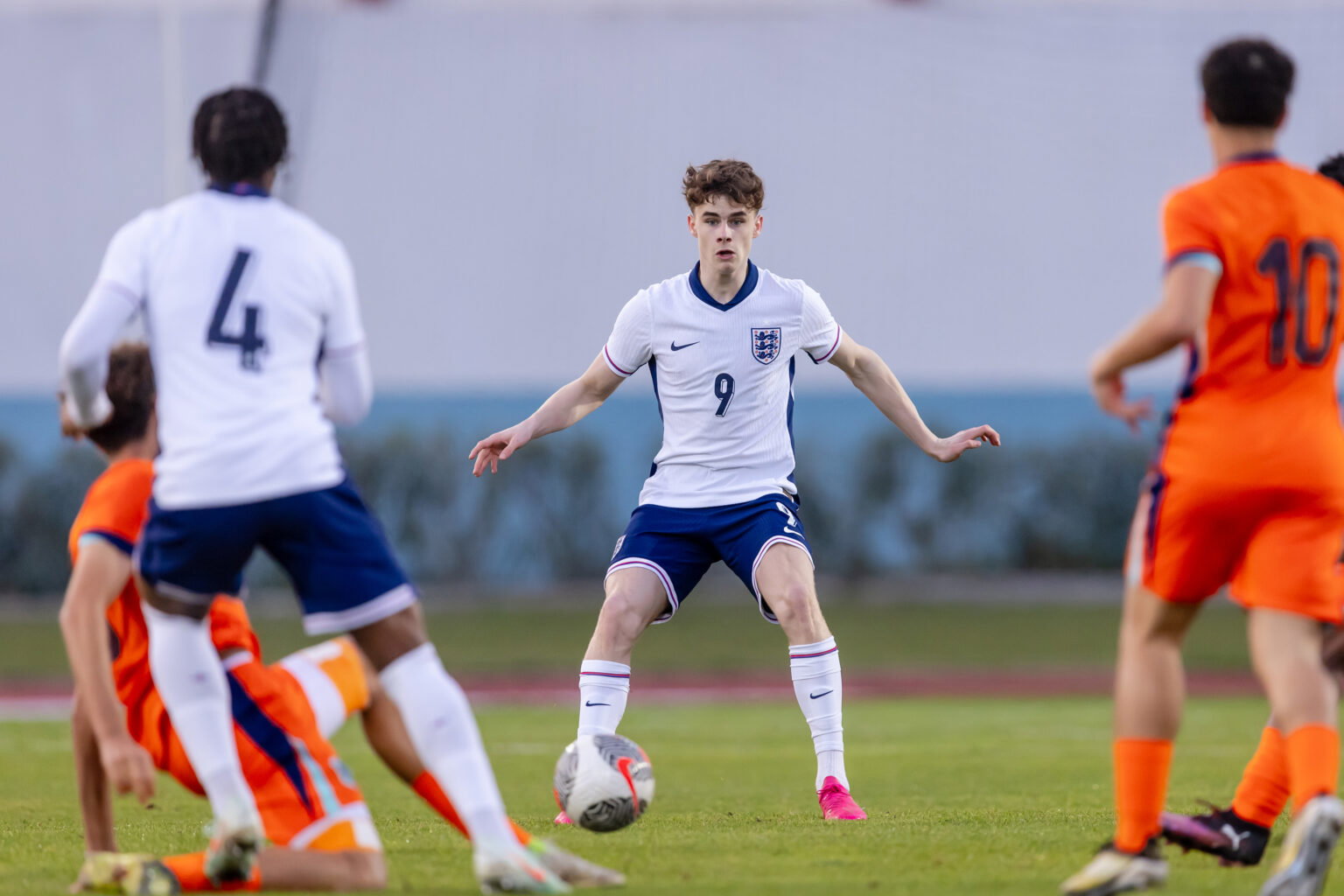 "I've been told" - Don Goodman begs Farke for Harry Gray debut ...