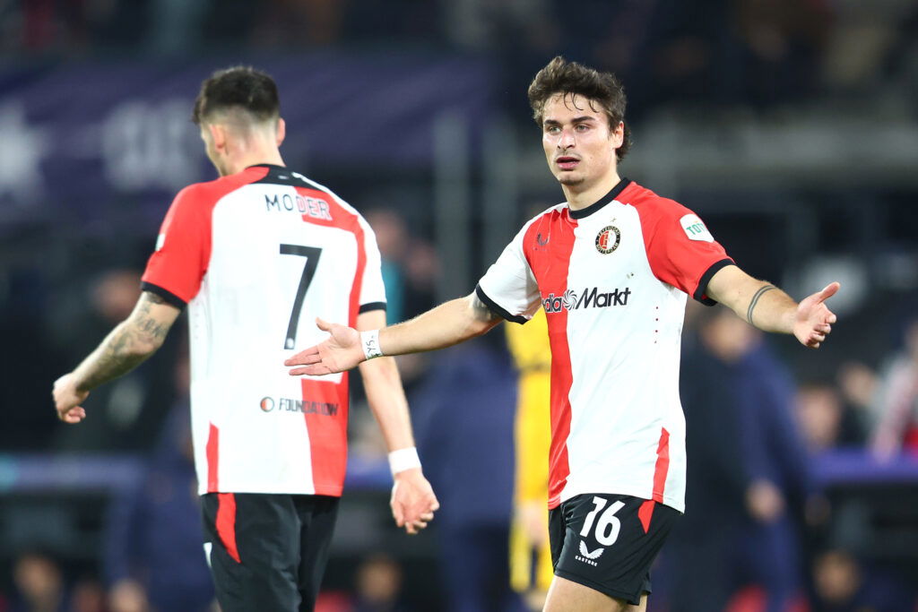 Leeds keen on Wolves LB Hugo Bueno