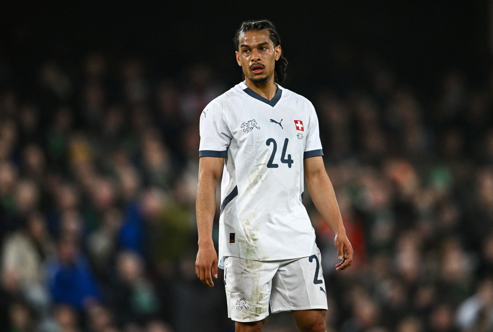 Isaac Schmidt “inevitably wondering” about Leeds exit