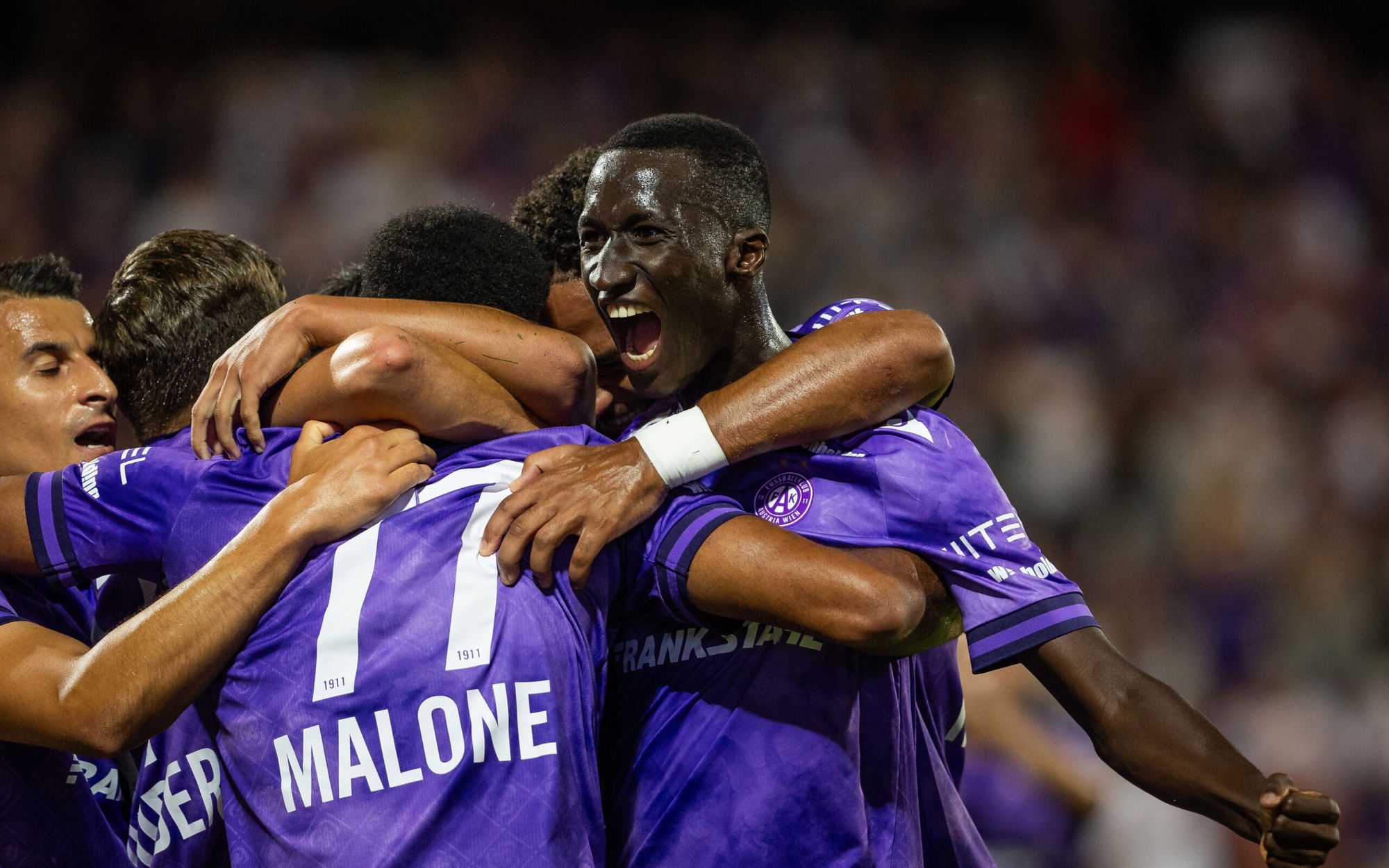 Leeds United News: Whites ‘keen’ on midfielder Abubakr Barry