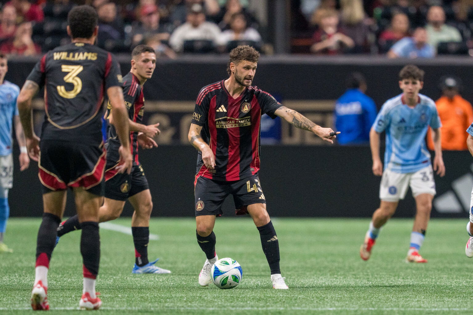 Leeds United News: Mateusz Klich wants ‘going up party’