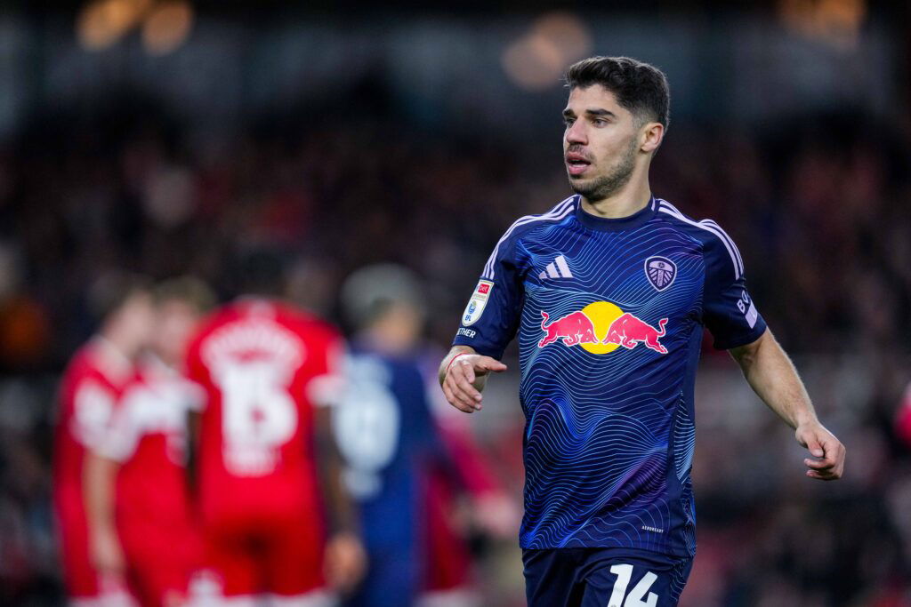 Leeds United: 1 assist - Manor Solomon back to his best?