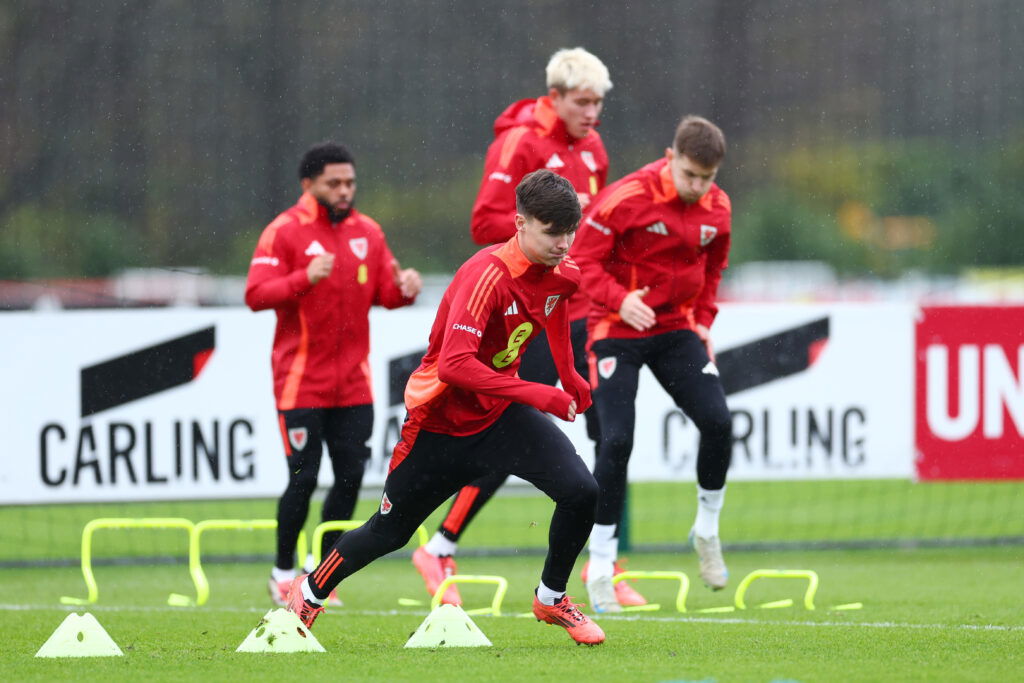 Leeds United News: Charlie Crew called into Wales senior squad