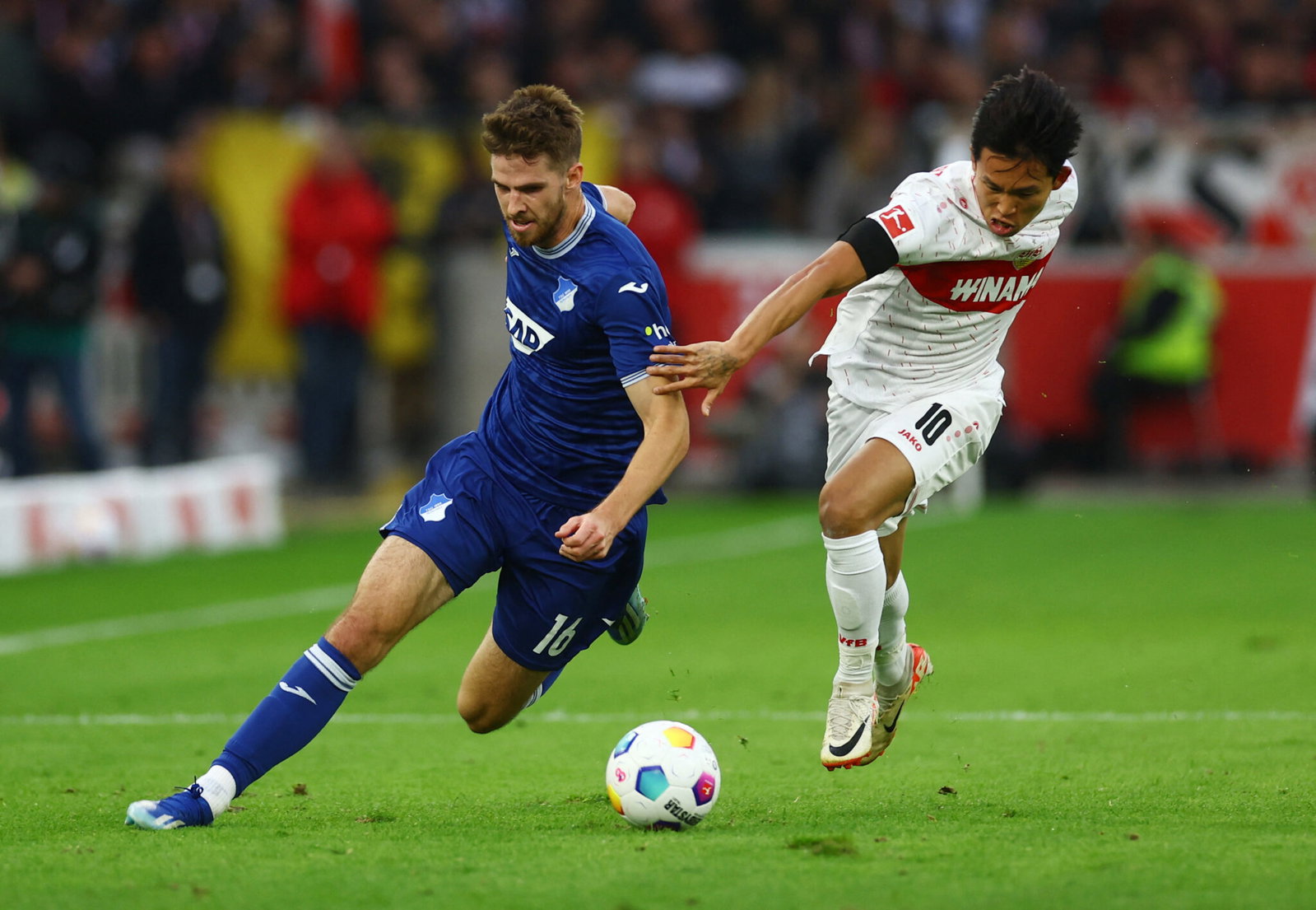 Leeds United News: Whites agree Anton Stach personal terms