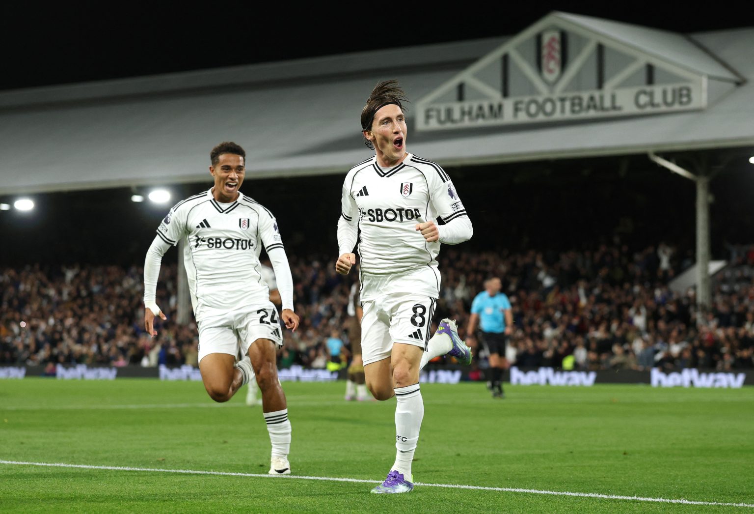 Leeds United News: Beckford pleads 49ers to sign Harry Wilson