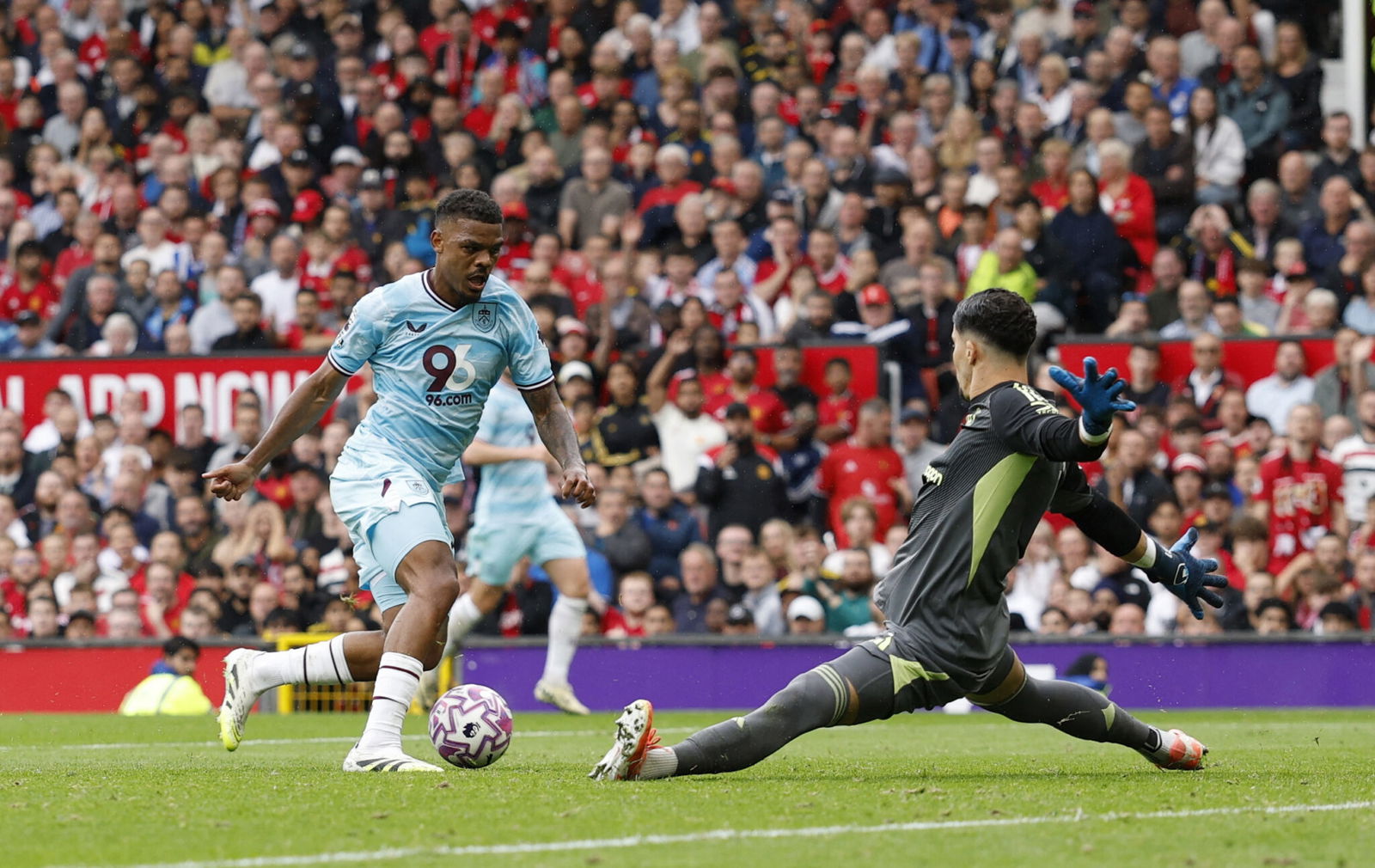 Burnley v Leeds United: Lyle Foster setback revealed