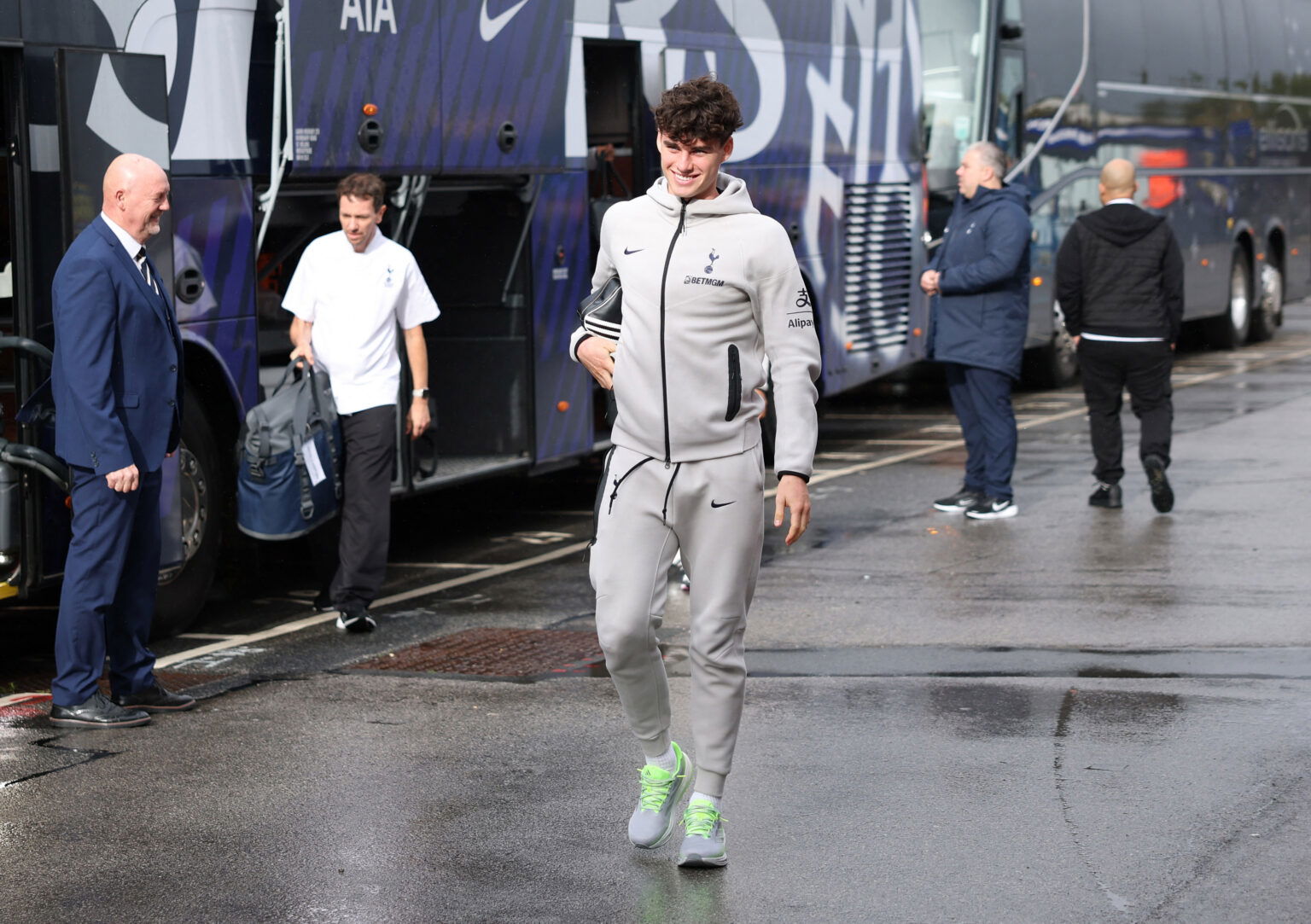 Leeds 1-2 Spurs: Archie Gray's classy full-time gesture spotted