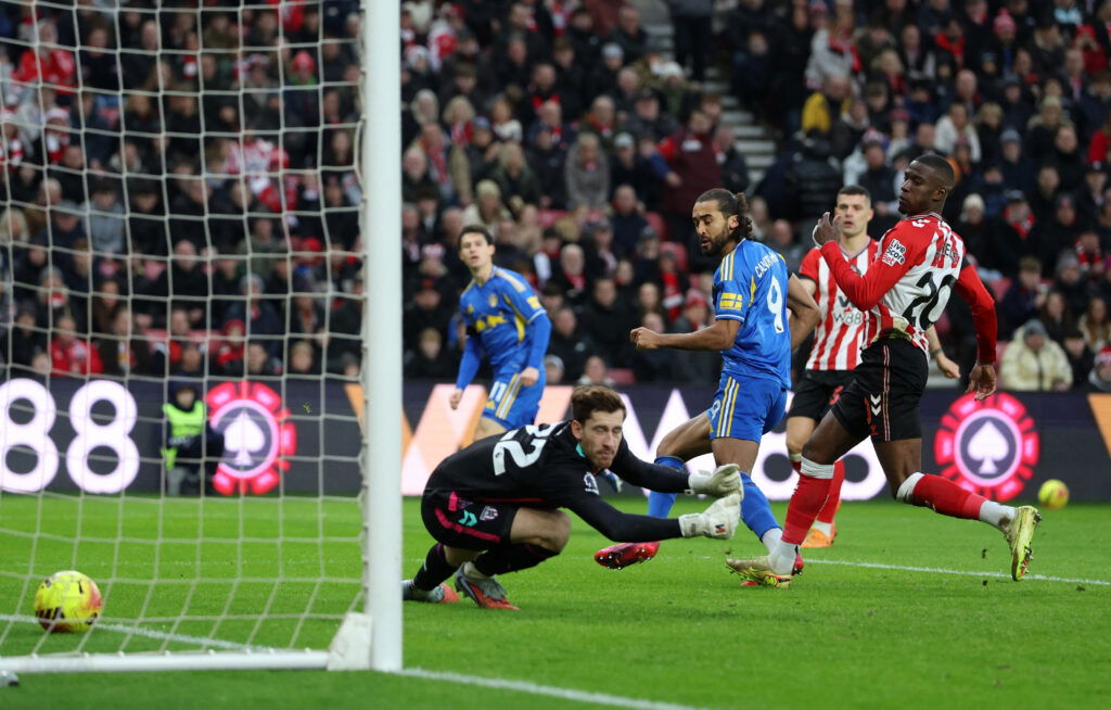 West Ham fans worrying about relegation amid Leeds United form