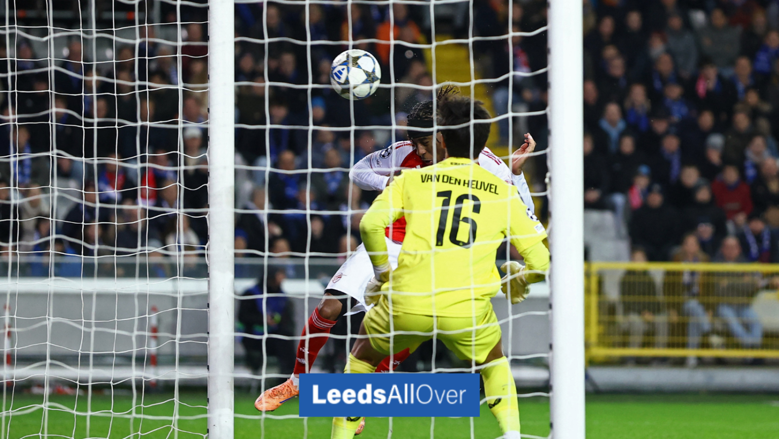 Ex-Leeds United man Dani van den Heuvel makes UCL debut