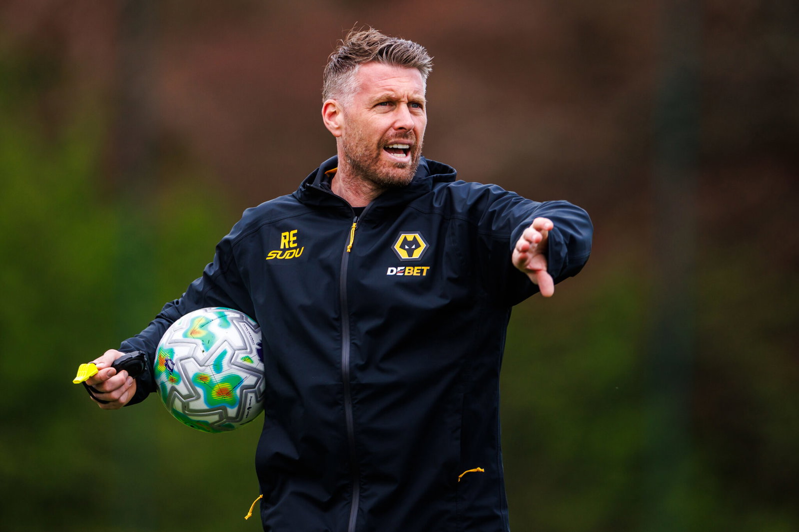 Leeds v Wolves: Rob Edwards makes relegation claim - "Still not.."